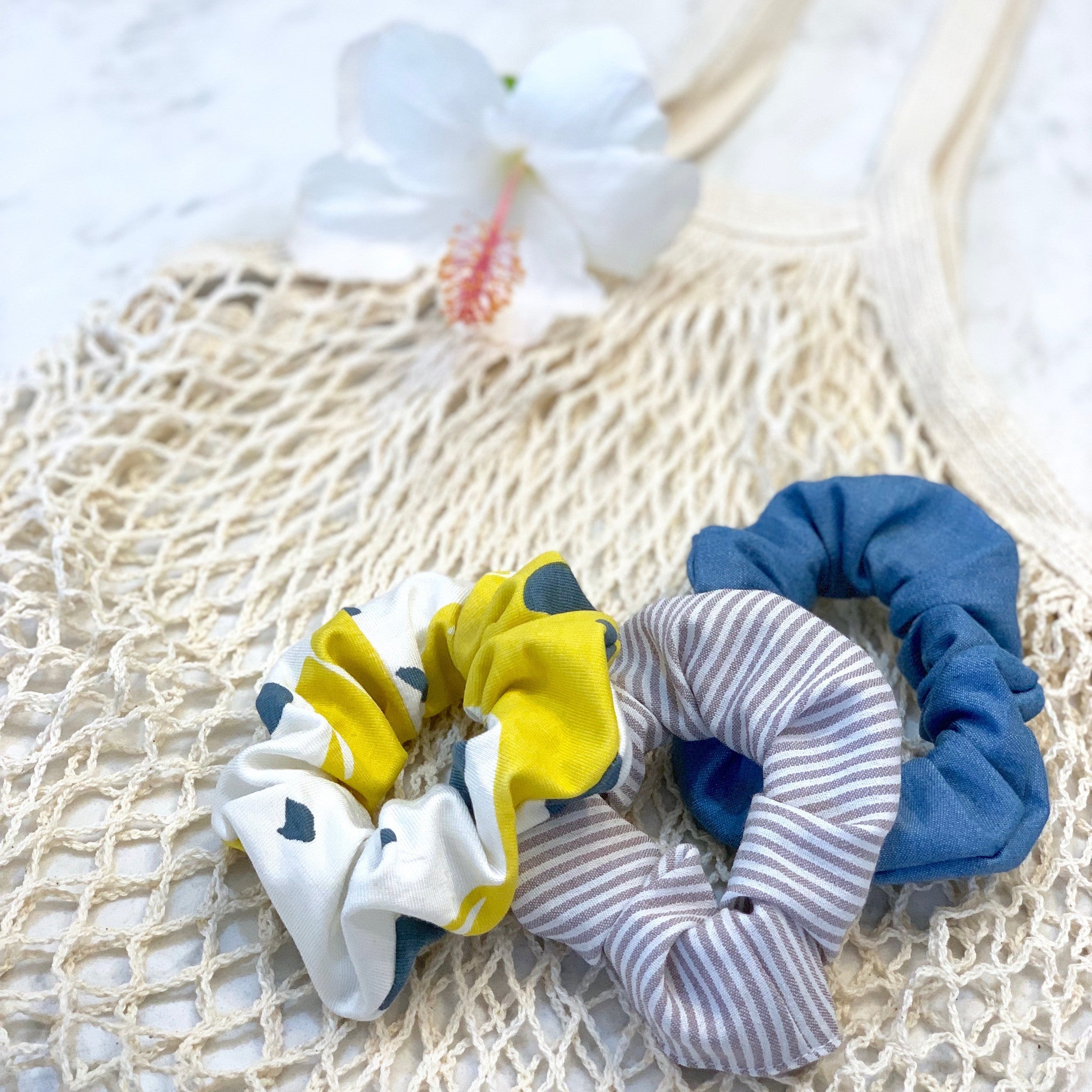 Our Favorite 90's Comeback : The SCRUNCHIE – Ten Tomorrow