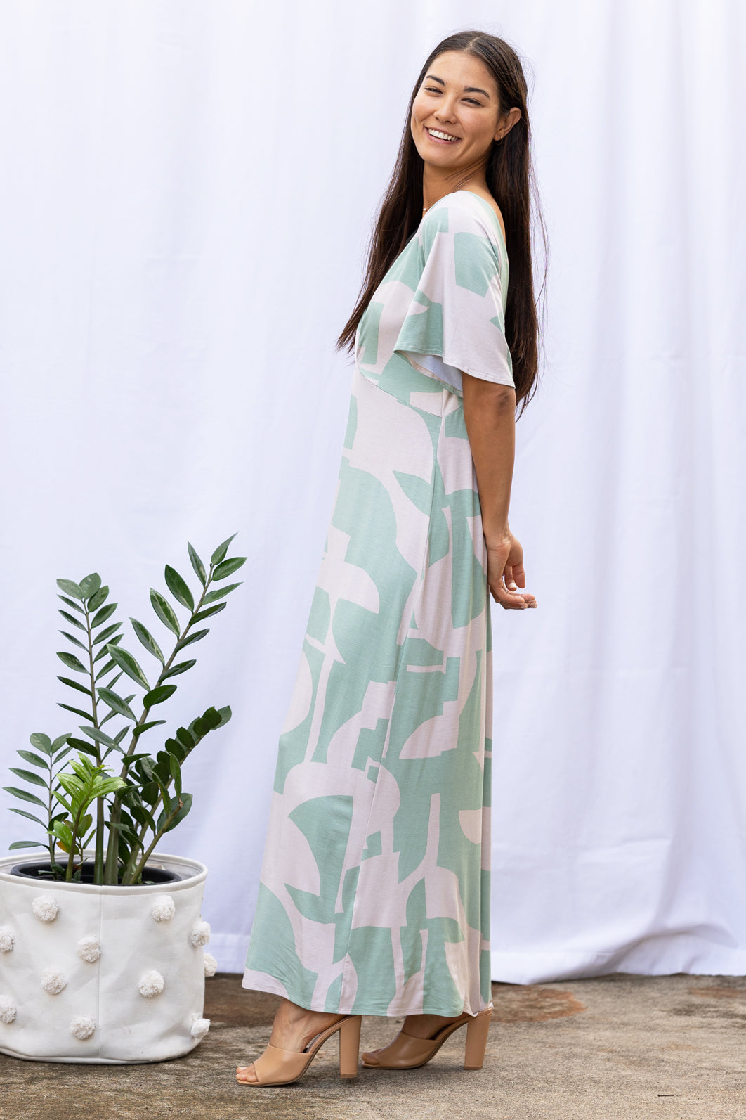 Kori Pleated Maxi (Sea Salt Deco Print) – Ten Tomorrow